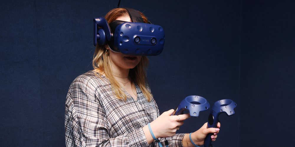 Virtual Reality Arcade Experience in Manchester ⭐ DNA VR